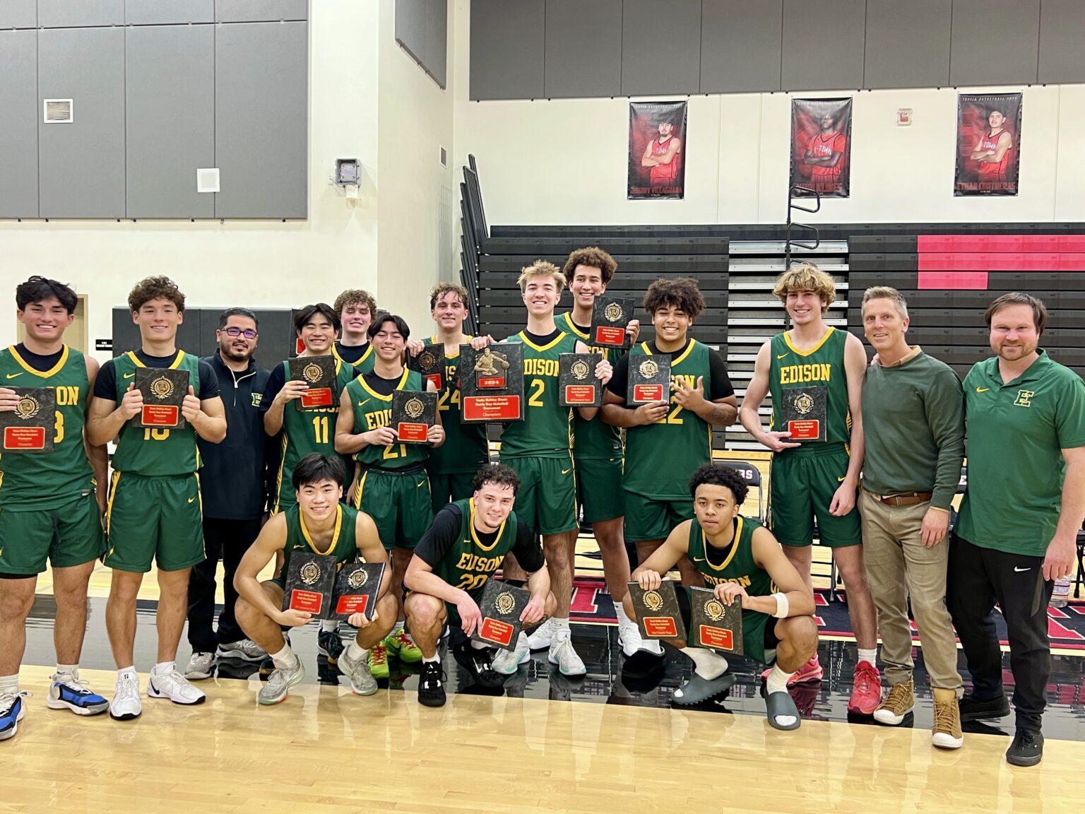 Varsity - Edison Charger Basketball
